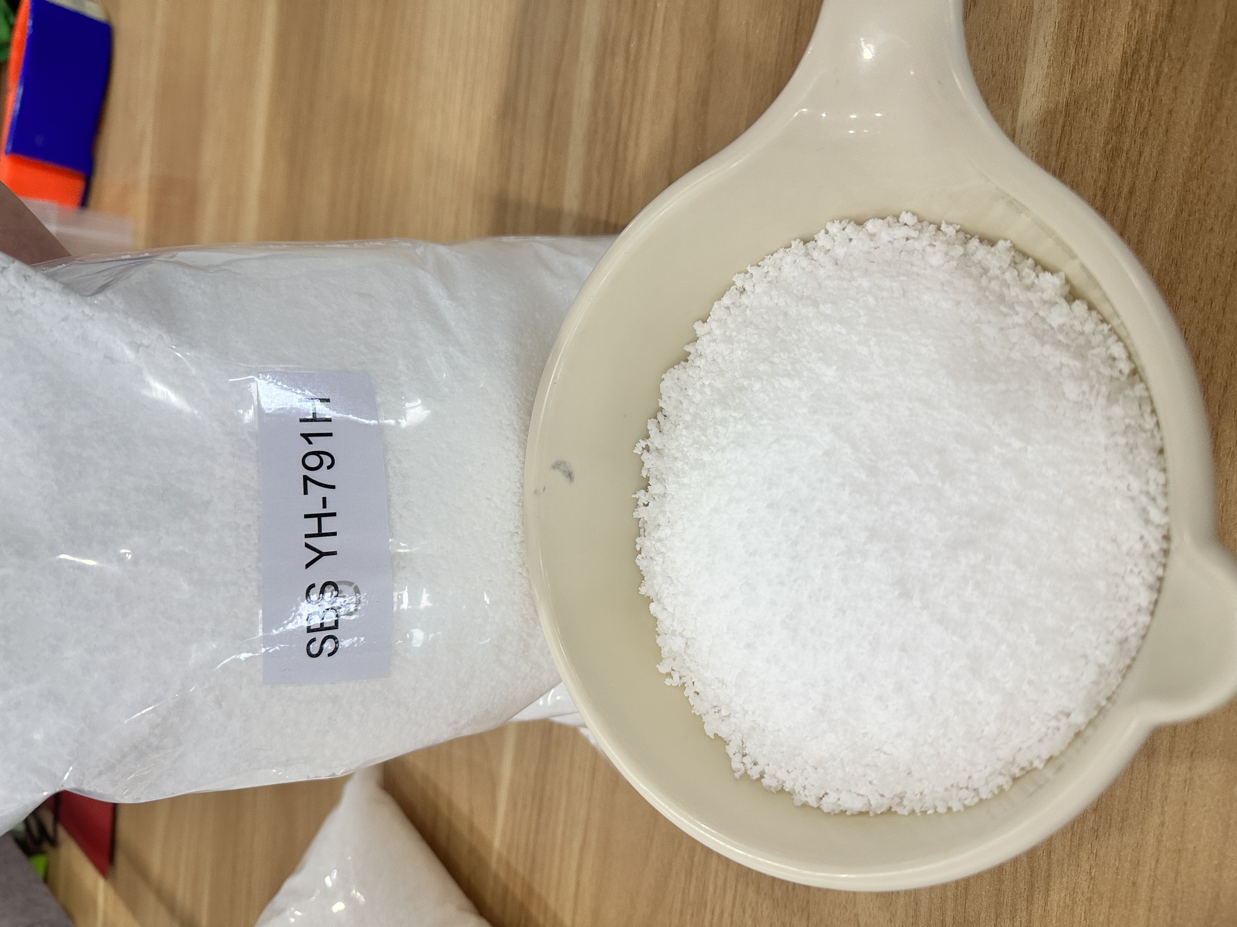 Easy SBS - أغشية متينة ذاتية اللصق مقاومة للماء