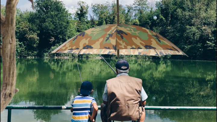 Hunter's Umbrella - Durable, Portable, and Weather-resistant