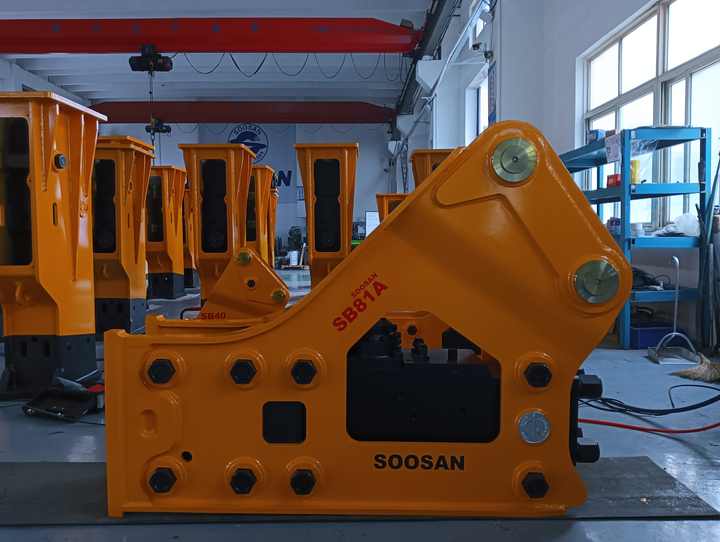 SB70 New Model Hydraulic Breaker for Construction Mining Industries ...