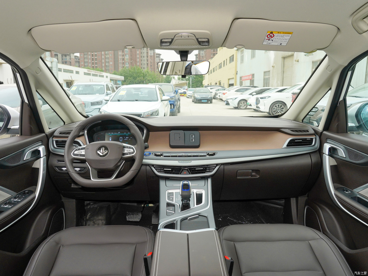 Business Electric Car Livan Maple 80v Pro Long Range Suv Fast Charging New Energ Ev Car Mpv ...