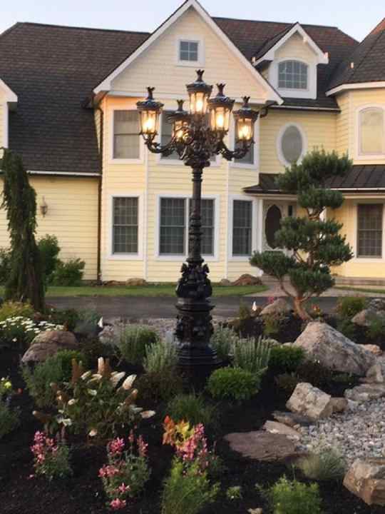 5 Arm Victorian Style Cast Iron Street Lighting Pole