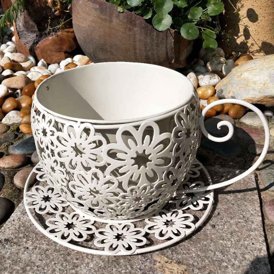 Custom Coffee Cups - Personalized Durable Designs