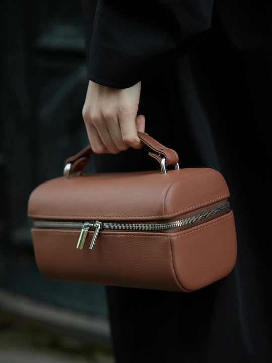 Zipper Luxury Cosmetic Bags Skin Care Product Perfume Oil Box Makeup ...