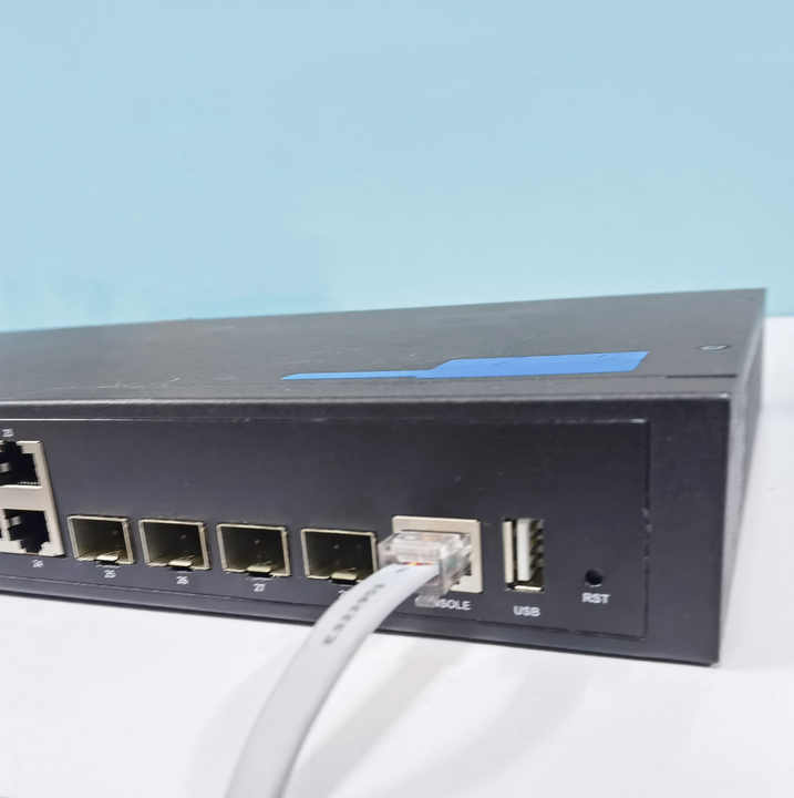 Wireless Coverage Extension Switch 10G Enterprise Core Switch with Dual ...
