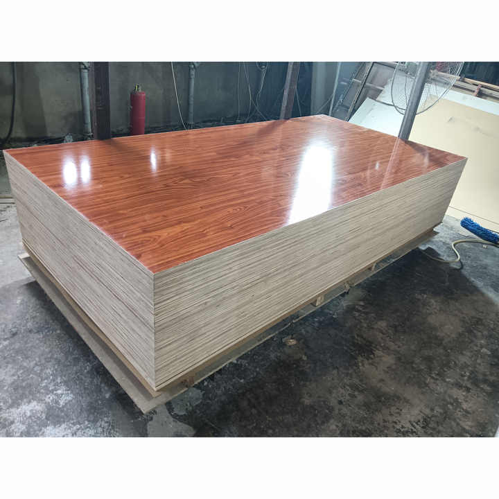 11 Ply Glossy Laminated Plywood - 18mm Melamine Board