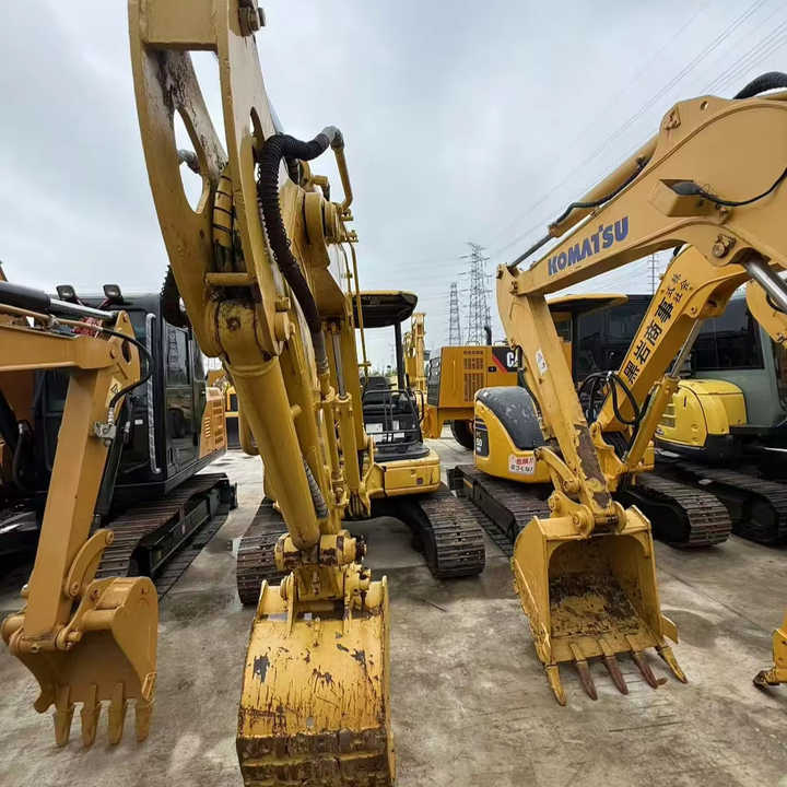 KOMATSU PC40 PC30 PC35 mini excavators 4tons 3tons 3.5tons second-hand excavators crawler ...