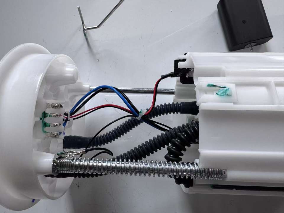OE NO.2010064500/8891261193 Fuel Pump Assy for Geely Coolray