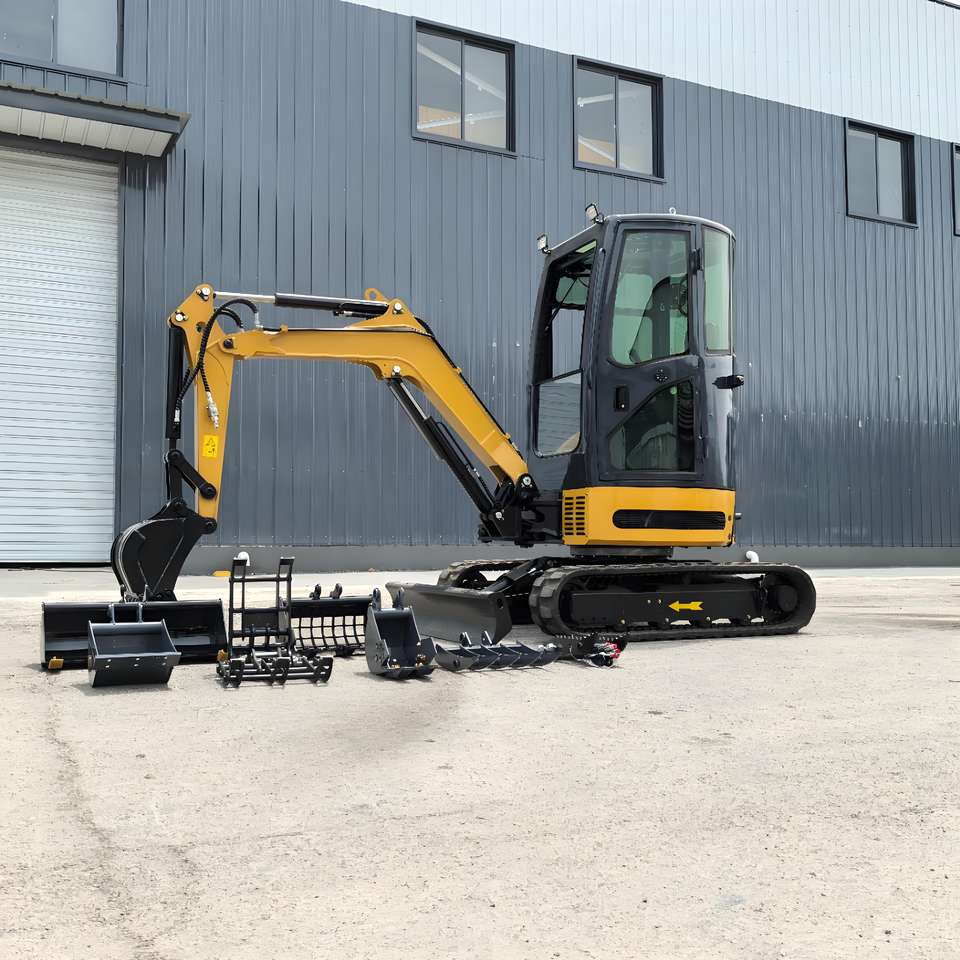 2.5 Ton Compact Crawler Excavator - EPA Engine & Hydraulic Bagger