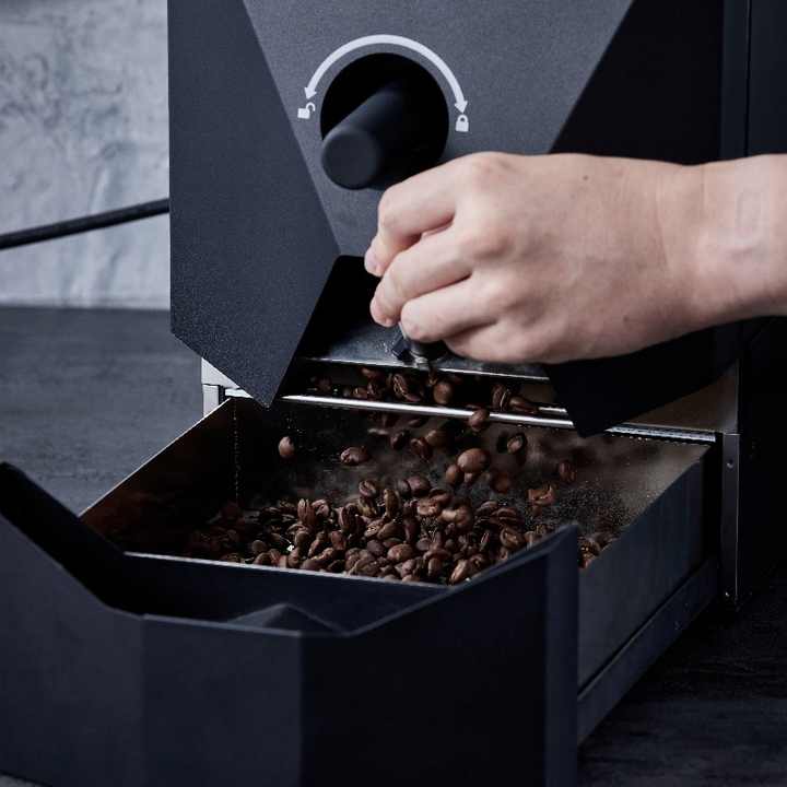 Akimita Portable Coffee Roaster - Efficient & Eco-friendly