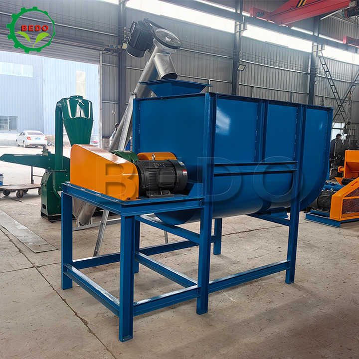 Industrial Feed Mixing Machine Cattle Cow Feed Corn Powder Mixing Equipment Animal Feed ...