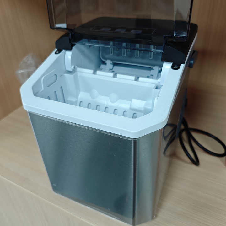 Portable Ice Maker Machine - Fast, Efficient Ice Production