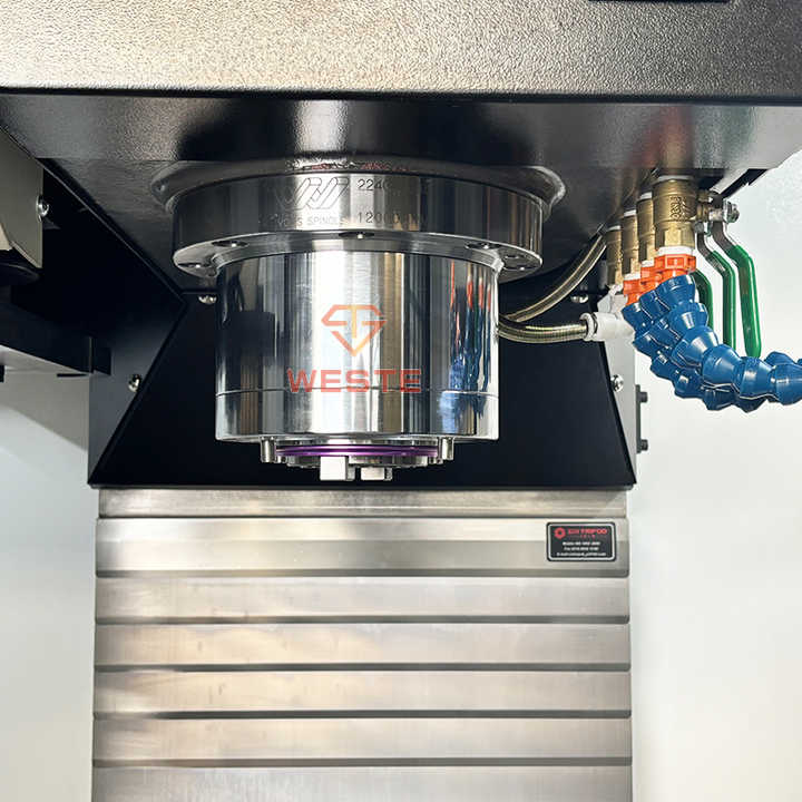 Mini VMC650 VMC640 Vertical CNC Milling Machine Single Spindle 5th Axis ...