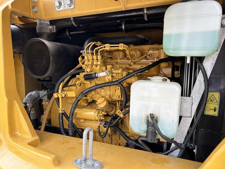 CAT 307e2 305.5e2 306c 308e2 Caterpillar 7 Ton Used Cat 305.5e2 306e2 ...