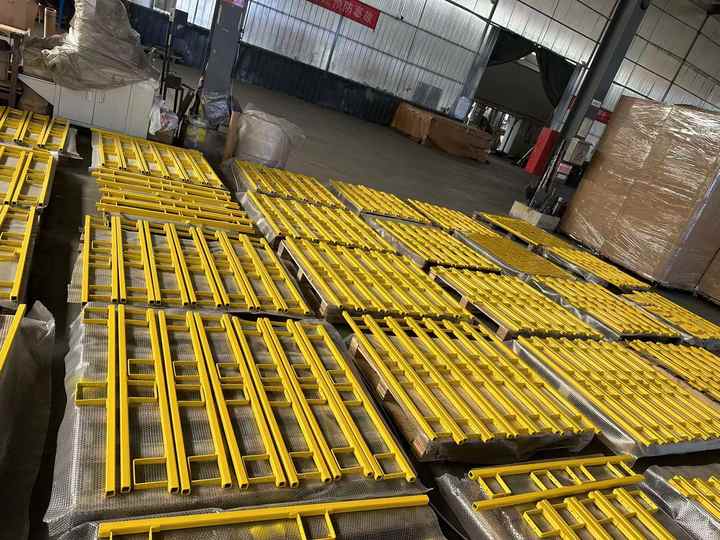 Commercial Roof Fall Protection Parapet Wall Guardrail System ...