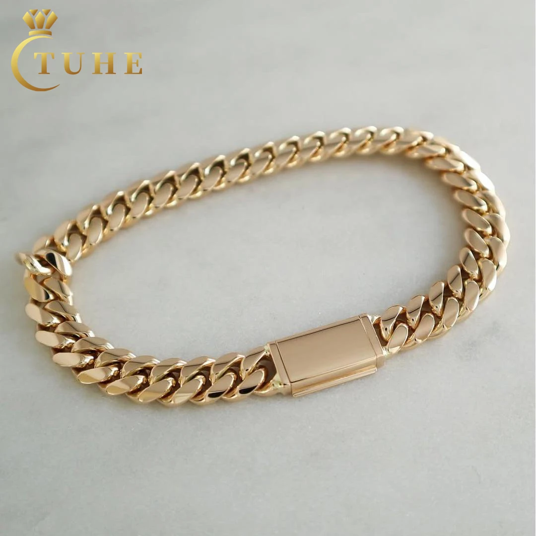 How to Choose Solid Gold Jewelry for Men: Buying Guide & Tips