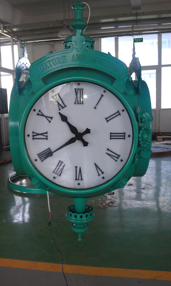 How to Choose the Best Golf Course Clock for Your Facility