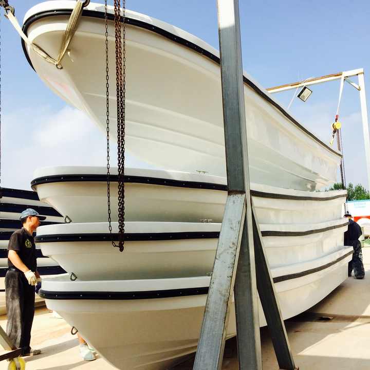 7m Fiberglass Panga Boat - Ideal Fishing Boat for Rivers