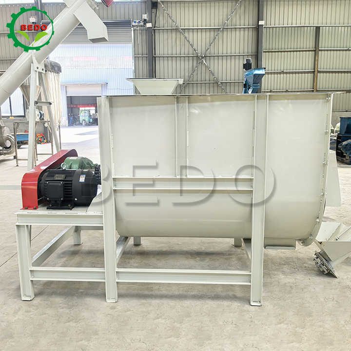 Industrial Feed Mixing Machine Cattle Cow Feed Corn Powder Mixing Equipment Animal Feed ...