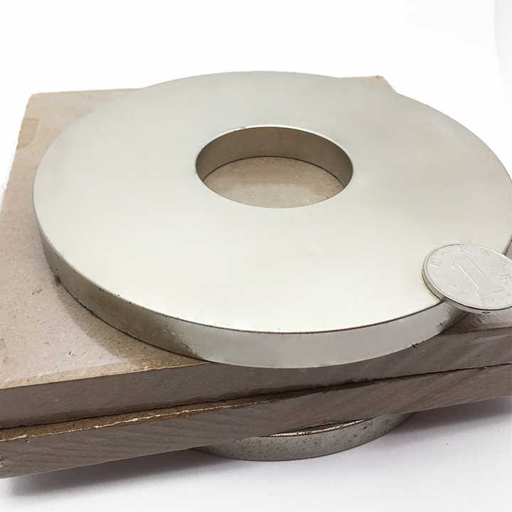 Super Strong N52 Customization Diameter 150mm Neodymium Ring Magnets