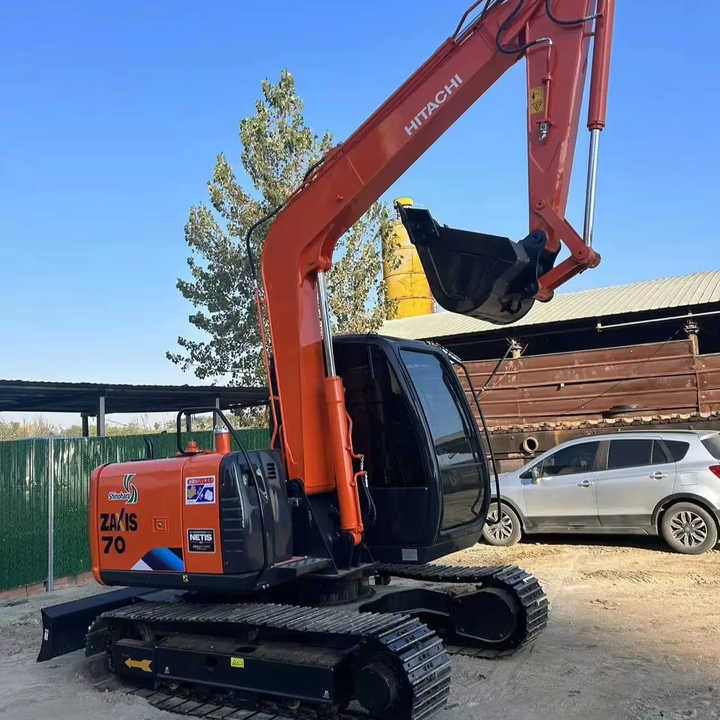 Fast Global Shipping Original Mini Hitachi ZX70 Excavator Good Condition Second-Hand Hitachi ...