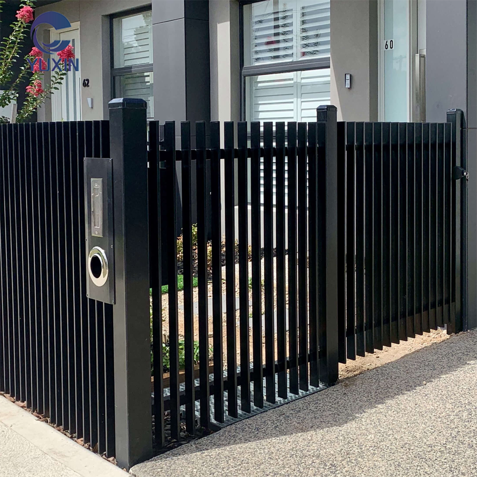 Vertical Privacy Garden Fence Slats Customized Black Powder Coated ...