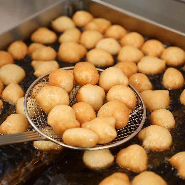 3 Sets of Mold Automatic Loukoumades Donut Balls Maker Making Machine