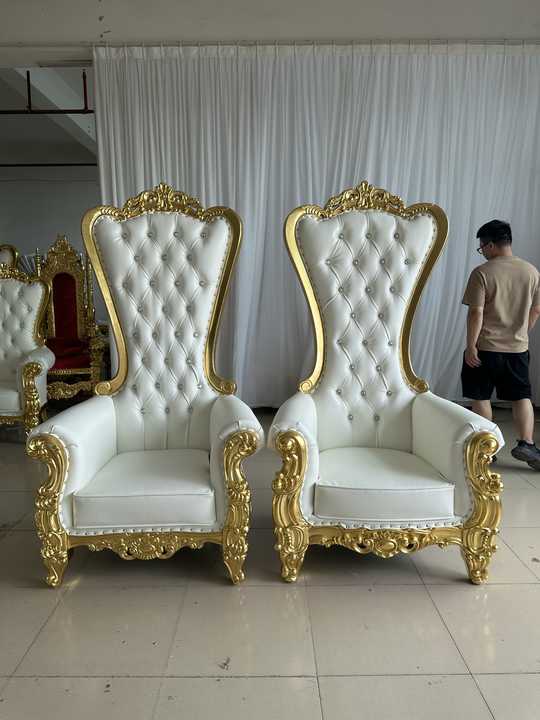 Queen Elizabeth Classic Throne Chair High Back Leather for King Queen ...