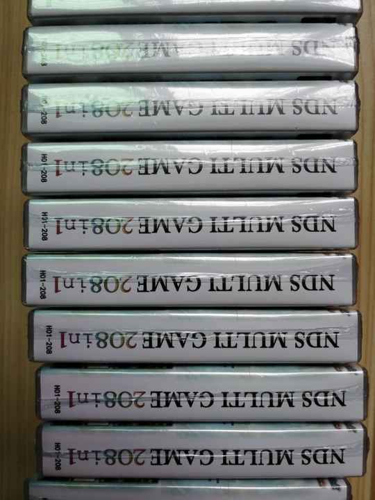 208 IN 1 Game Cartridge - Super Combo for 3DS and DS