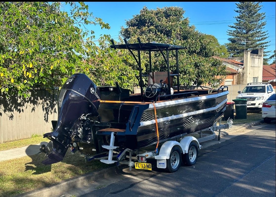 How to Choose the Best Poly Boat Fishing Boat for Your Needs
