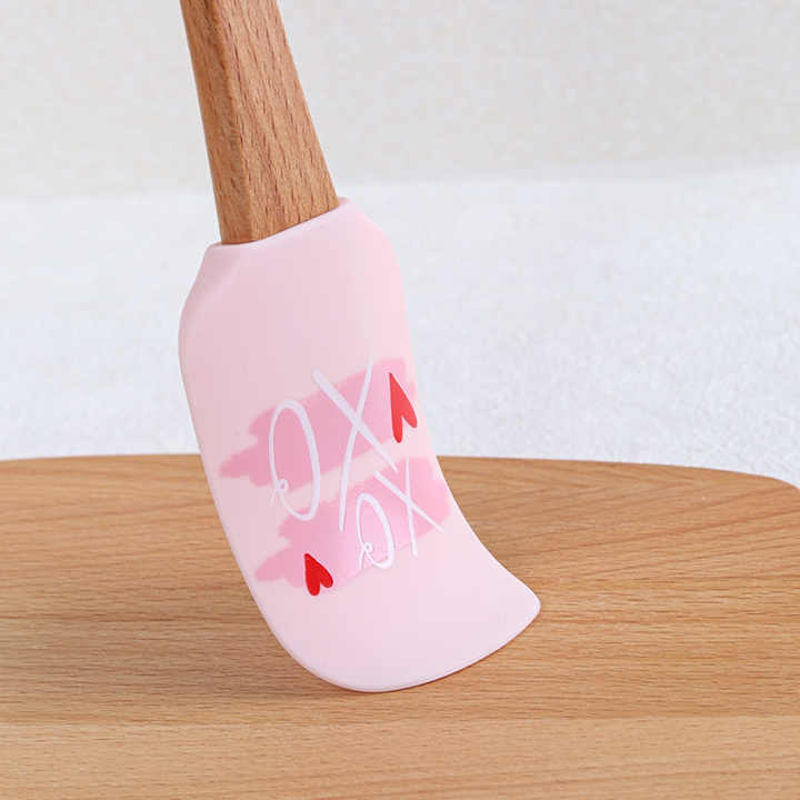 Pink Home Baking Silicone Cream Scraper Valentine's Day Cake Spatula ...