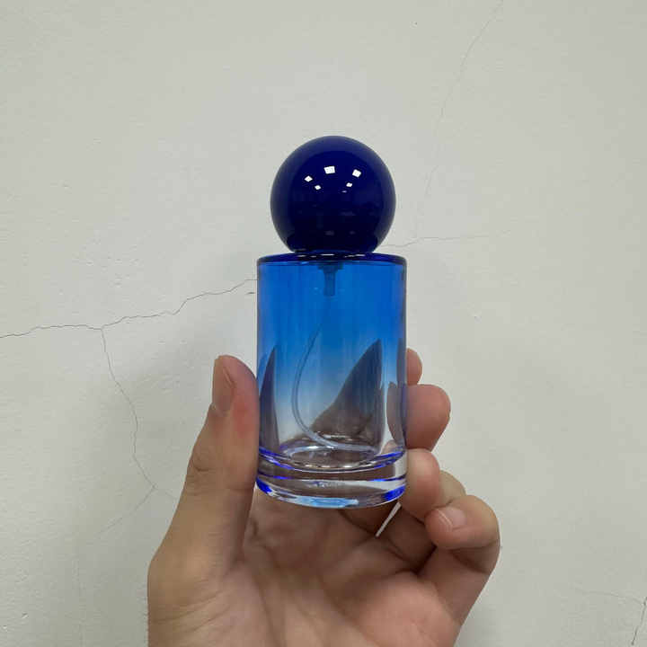 1oz Ocean Blue Fragrance Spray Bottle Refillable 30ml Gradient Blue ...