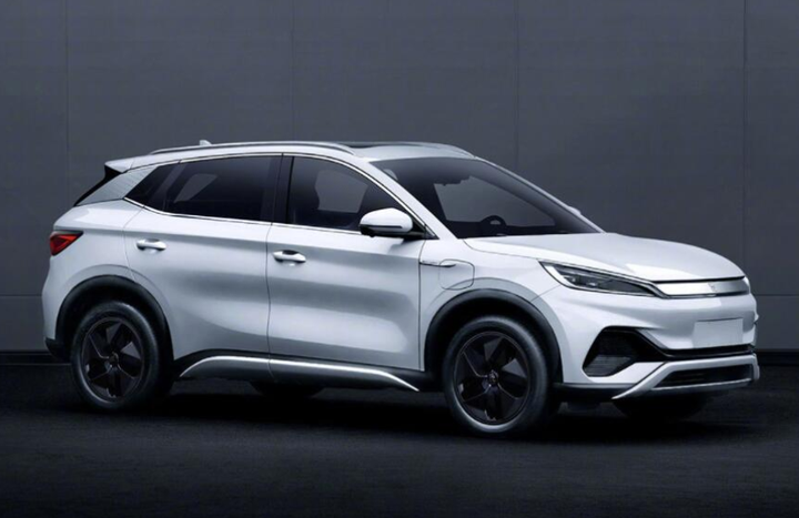 Prepayment $5000 in Stock 2025 New Energy Electric Car 510KM Long Range Suv Ev BYD Yuan Plus ...