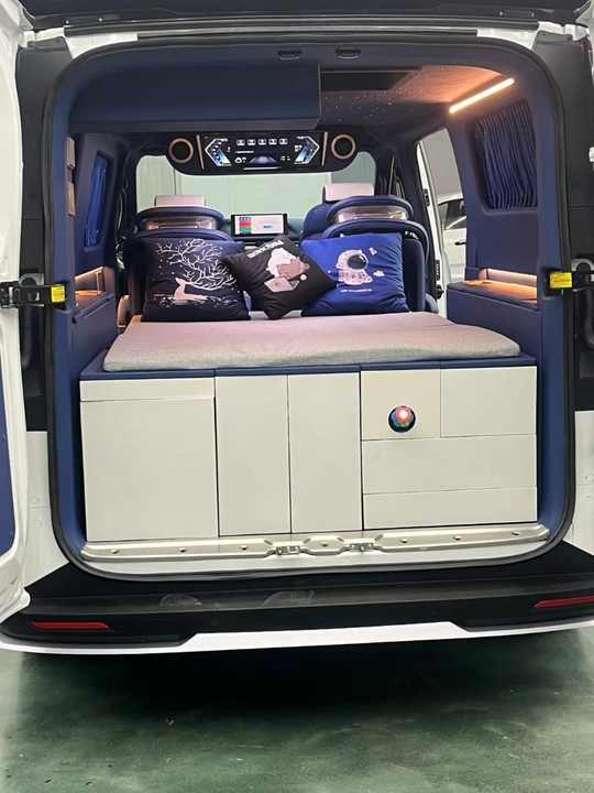 SAIC Maxus V70 Commercial Camper - Efficient & Versatile
