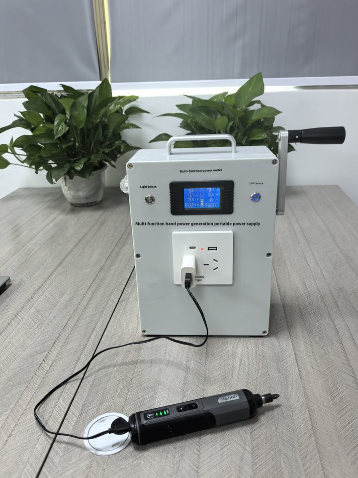 Hand Cranked Generator for TV Stations for Outdoor Shooting ...