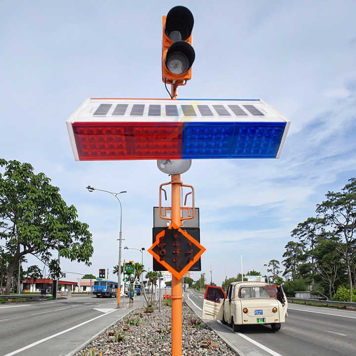 Solar LED Traffic Warning Lamp for Effective Traffic Management ...