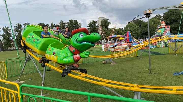 Wacky Worm Roller Coaster - Durable Indoor/outdoor Fun