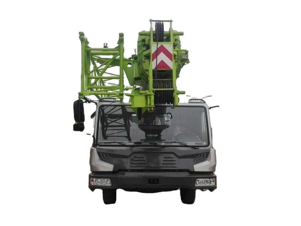 Telescopic Hydraulic Crane Cruking ZTC251V with Truck Lifting Height ...