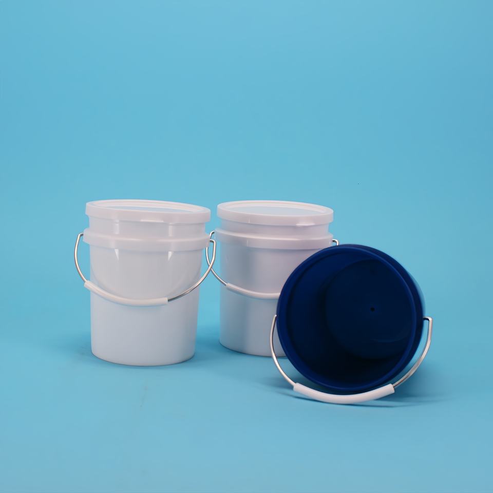 Mini Plastic Pail for Paint Projects Flower Decoration and Handmade ...