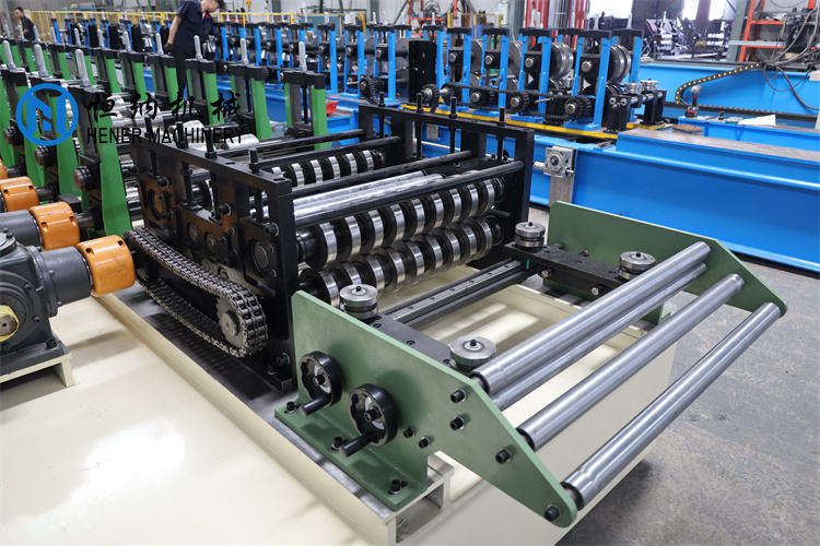 Truck Side Plate Steel M Purlin Channel Panel Roll Forming Machine Roll ...