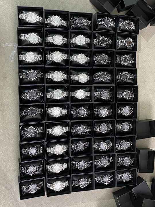 Wholesale Gothic Alabaster Watches - Classic Titanium Charms
