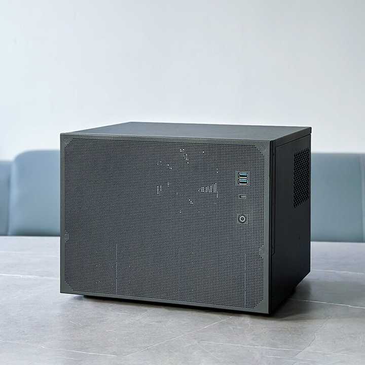 Mini Rack Enclosure for Home Storage - 9 Bays Micro ATX