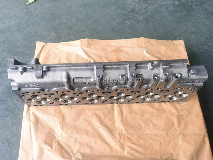 6 Cylinders 8.3L Isc8.3 Bus diesel Engine Parts ISC Cylinder Head ...