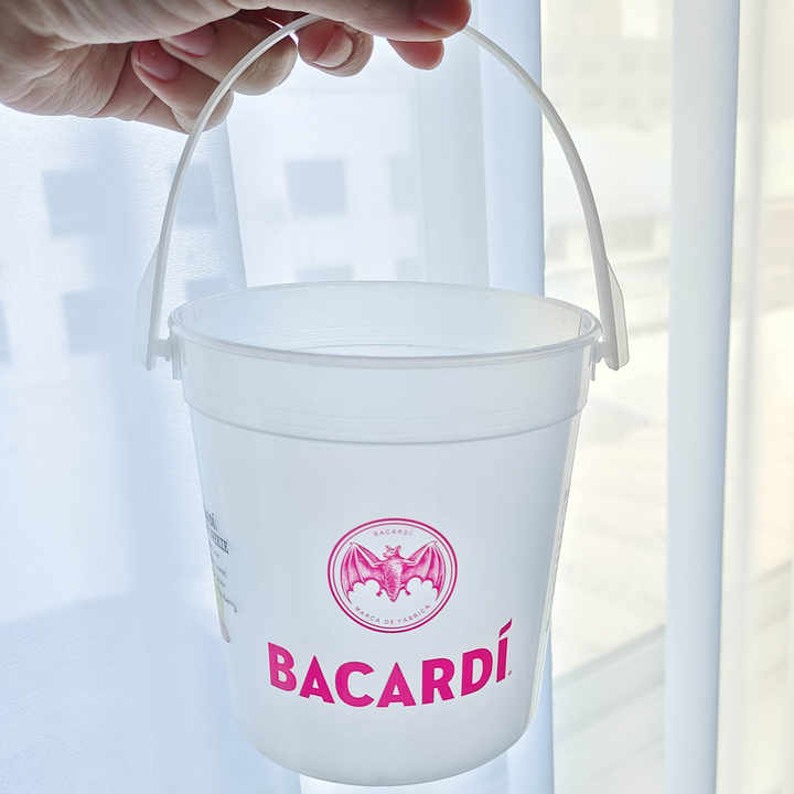 Customized 32 Oz Plastic Cocktail Bucket - Perfect for Parties
