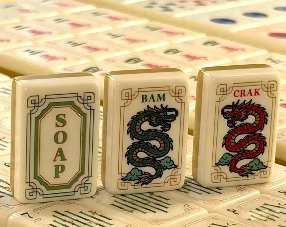 American Mahjong Set 166 Tiles Classic Chinese Style Acrylic 4 Players ...