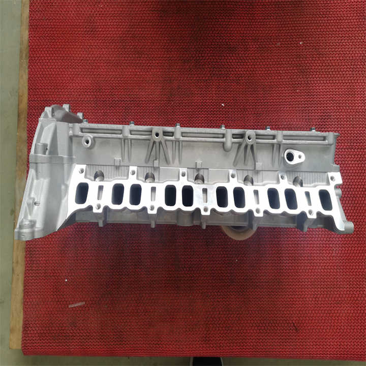 Td27t Td27 Complete Cylinder Head for nissan Atlas Datsun caravan Homy ...