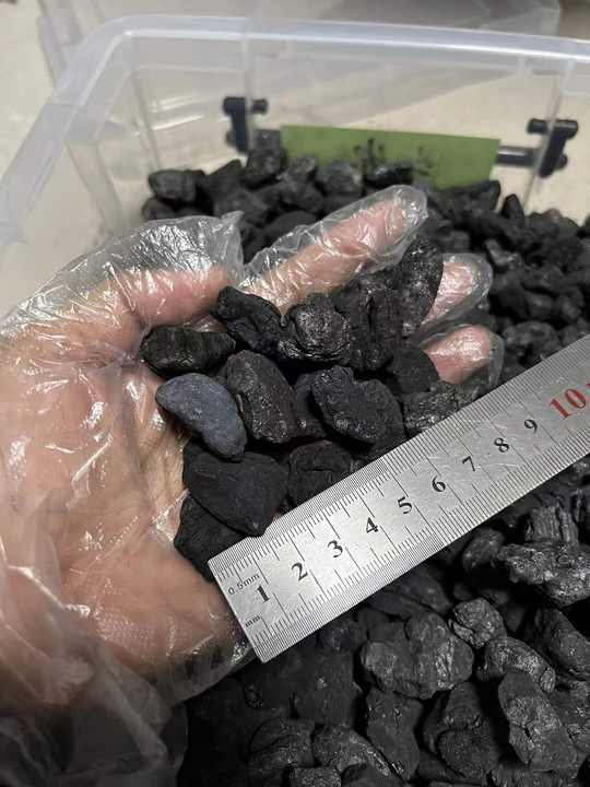 Trending 2025 Iron Factory Used Low Ash Low Sulfur 5-18mm 10-30mm Coke ...