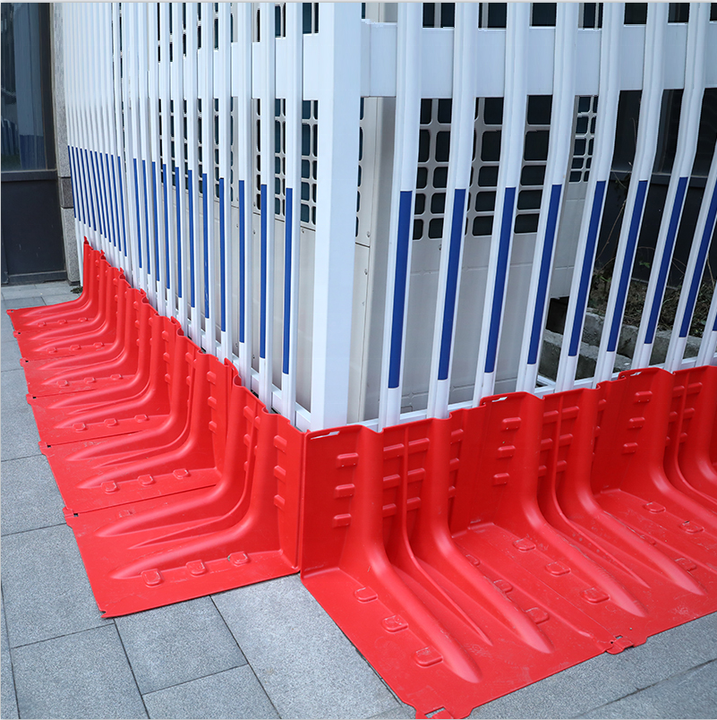 Mobile ABS Water Retaining Panels - Flood Control Solutions