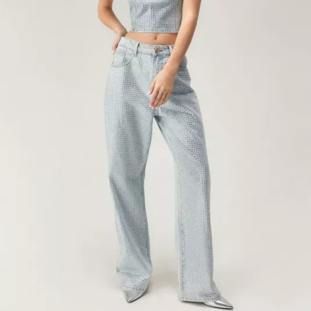 Tailored Comfort and Style: Perfect diamant jeans for Women Buyers