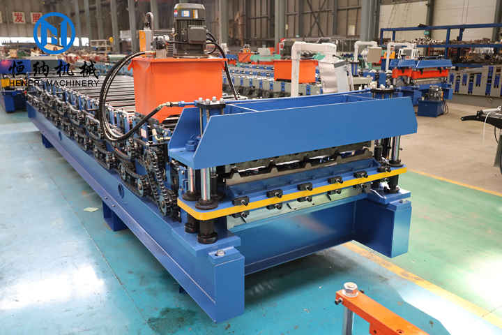 TR4 TR5 Aluzinc Roof Panel Roll Forming Machine for Peru Market Metal Roofing Sheets Roll ...