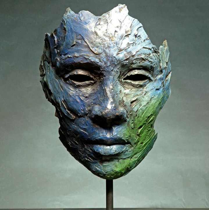 Plaza life size cast metal bronze face statue| Alibaba.com